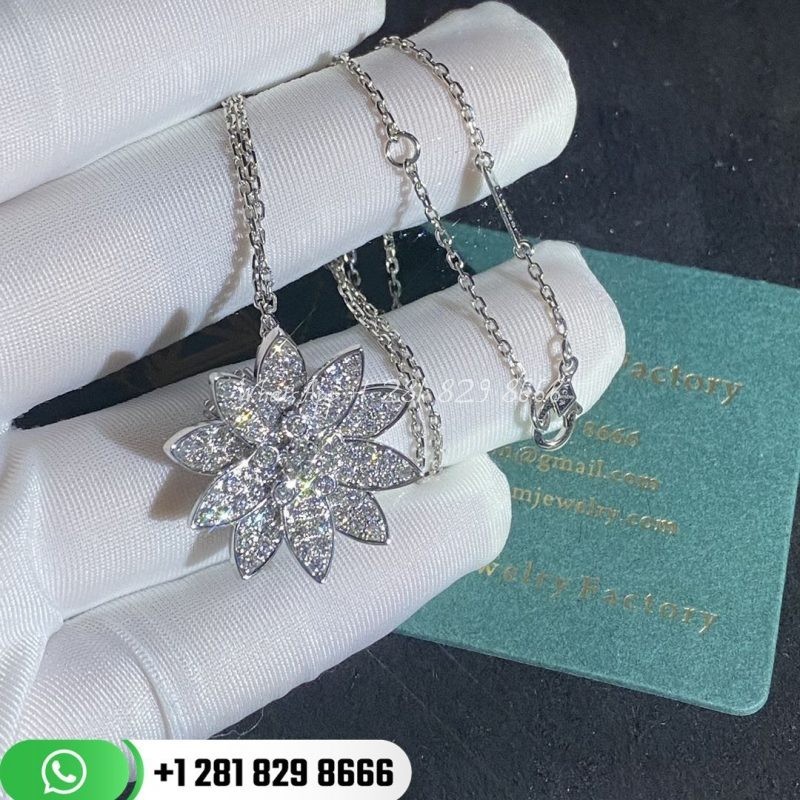 Van Cleef & Arpels Lotus Clip Pendant Medium Model VCARO6P800 | Custom ...