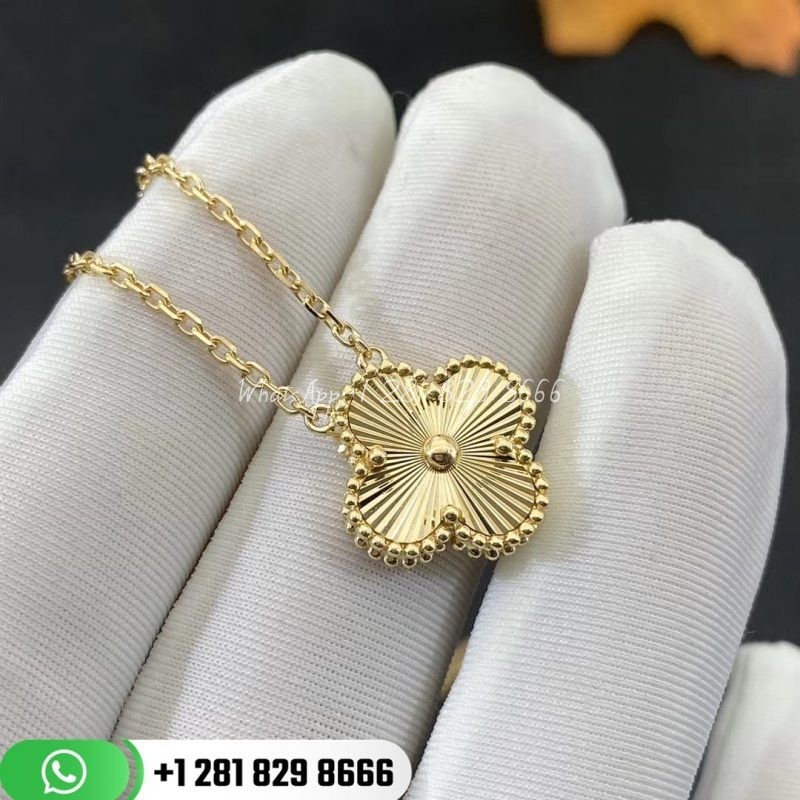 Van Cleef & Arpels Vintage Alhambra Pendant Yellow Gold | Custom ...