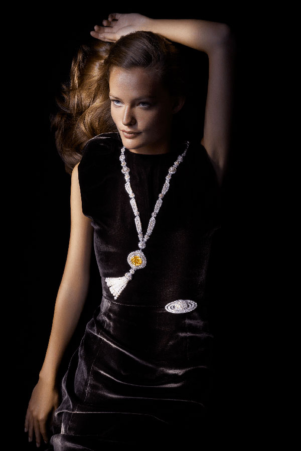 About Van Cleef & Arpels High Jewelry Collection – 18K Custom Jewelry